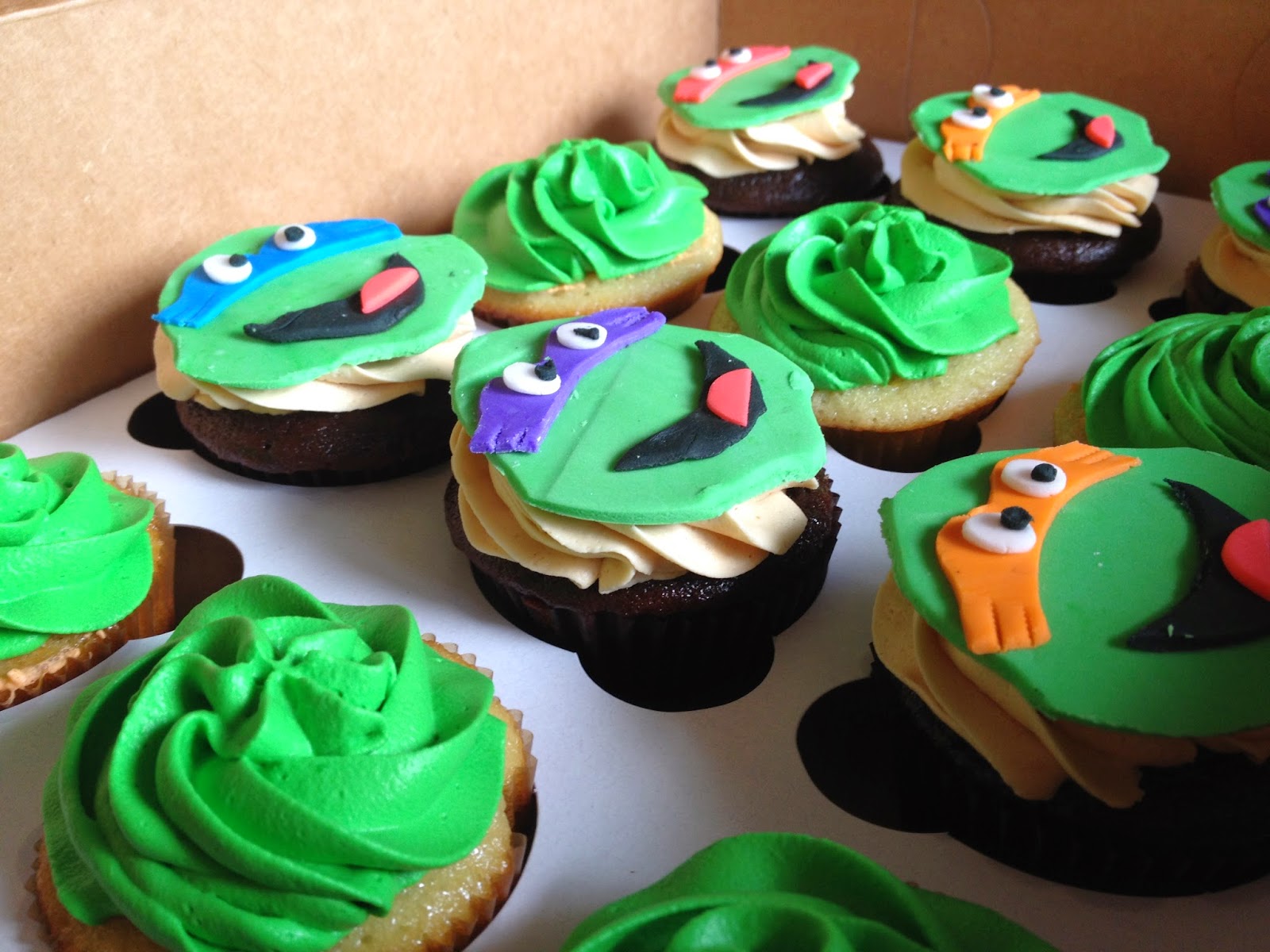2 nuggets bakery: Teenage Mutant Ninja Turtle