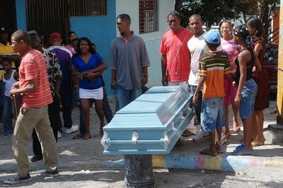 BLOGS DE GERMAN DIAZ: En Herrera, Santo Domingo Oeste : Velan hombre en ...
