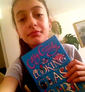 Cathy Cassidy: Dreamcatcher : REVIEWS FOR LOOKING GLASS GIRL!