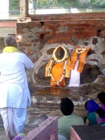 Giriraj Maharaj Govardhan:-:-:: Shri Girraj ji Baba jatipura MUKHAR ...