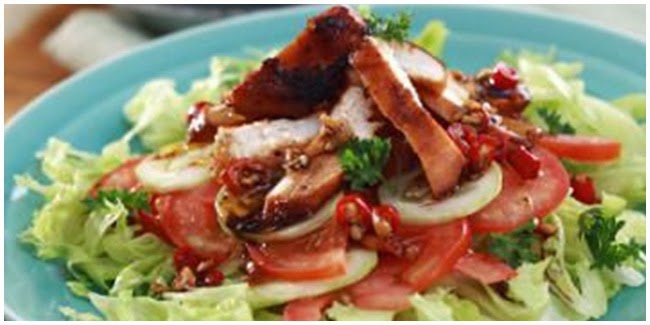 grilled chicken with salad ( salad ayam panggang ) | Indonesian ...