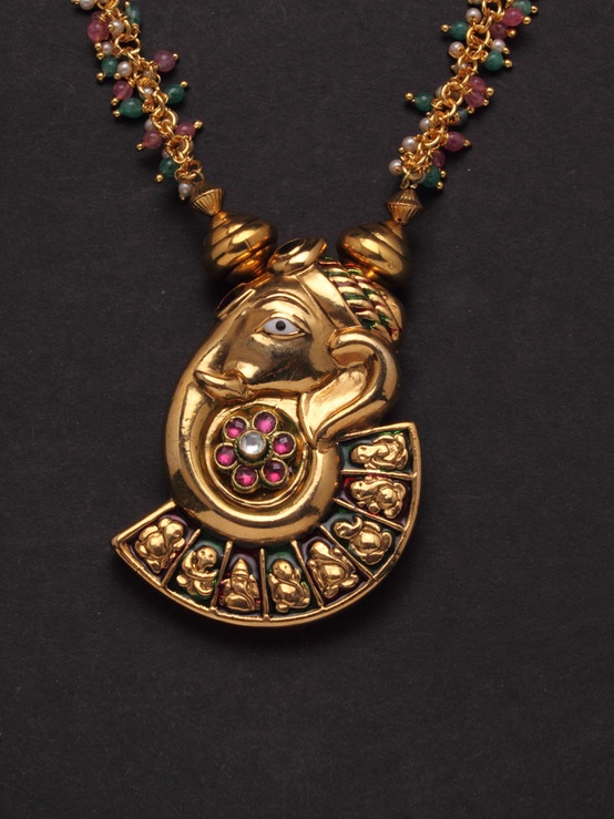 WOMEN'S WORLD: LORD GANESH PENDANT