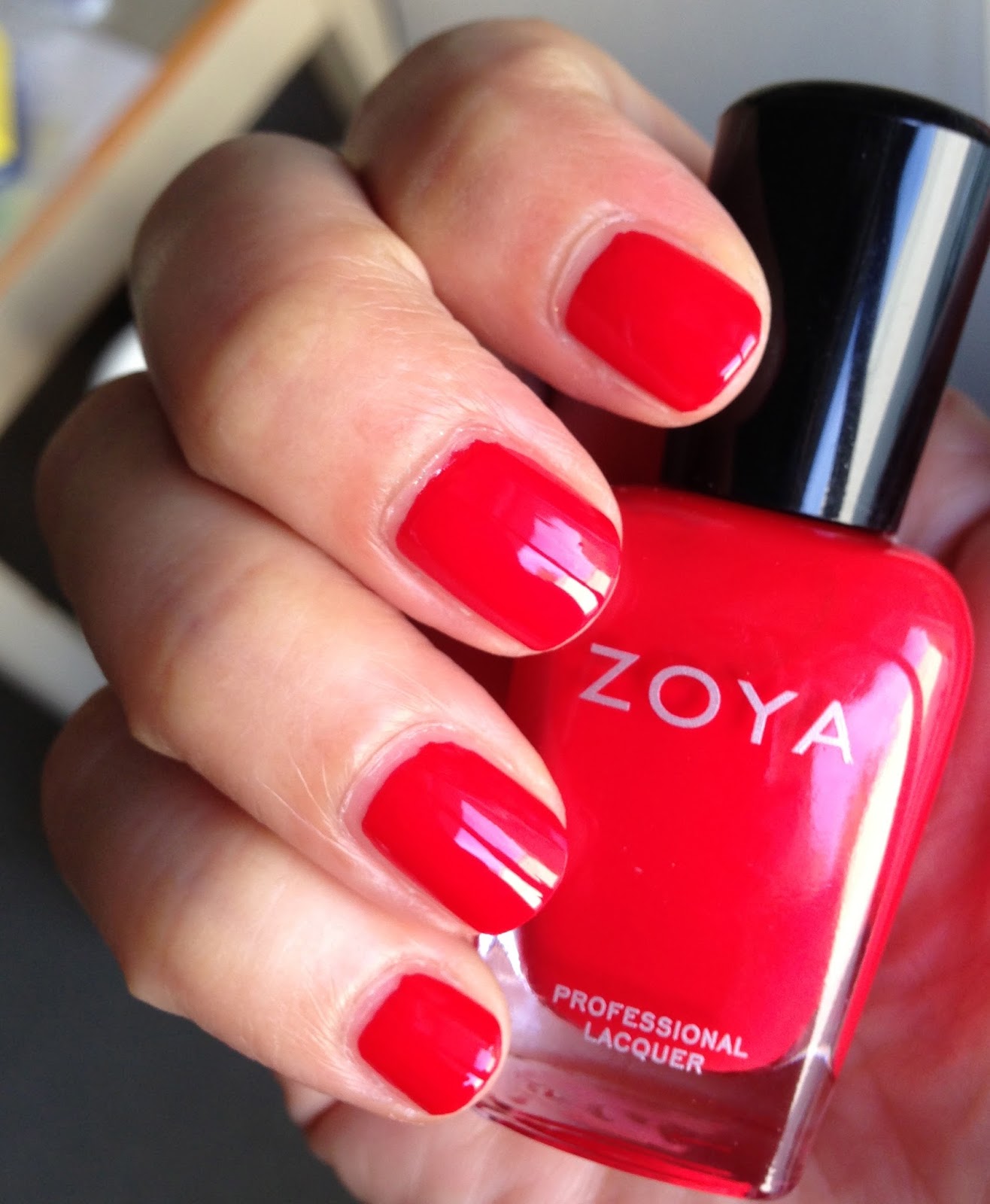 Polished Marvels: Nubbins week: Zoya Maura
