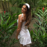 Starlet Arcade: Hot Simone Beres