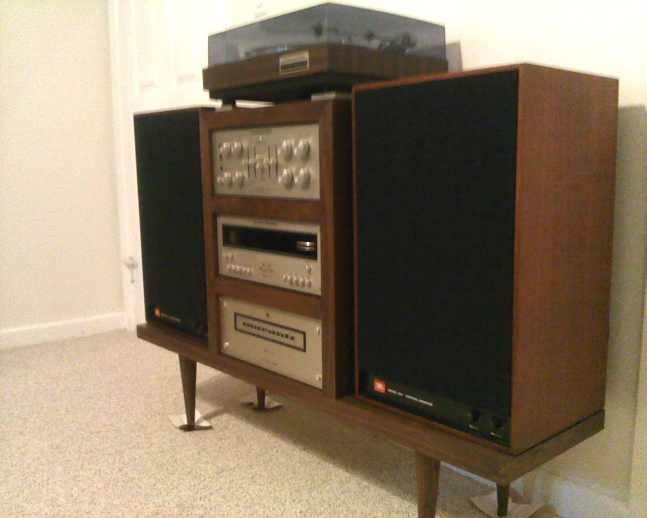 HiFi Collector: 1970s Marantz and JBL System