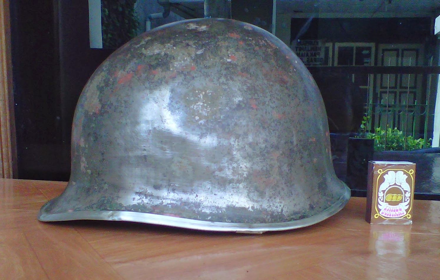Gaya Antik Galeri : Antique WW 2 Allied Forces Helmet (TERJUAL/SOLDOUT)