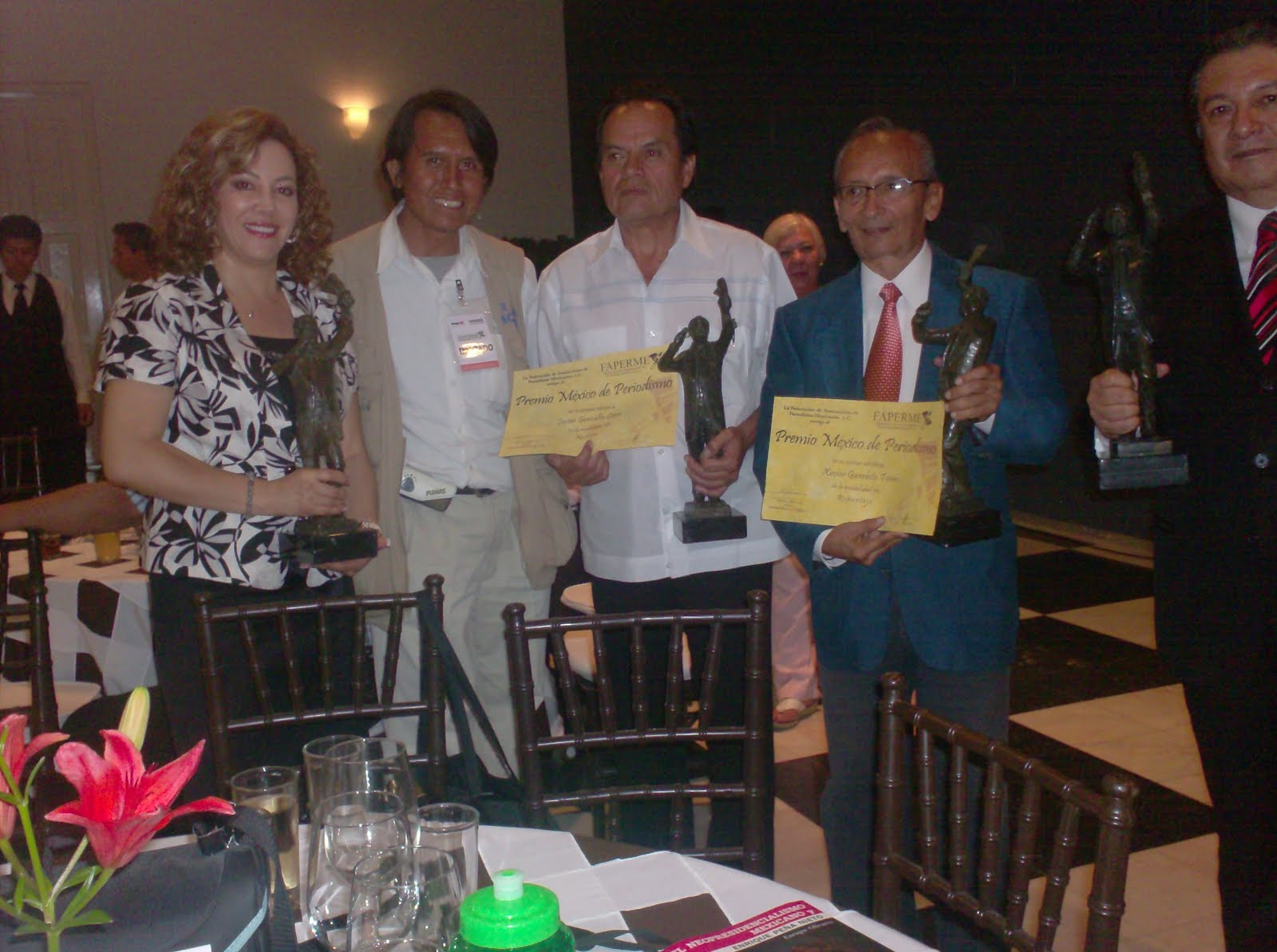 Antonio Morquecho: ANTONIO MORQUECHO FUE INVITADO AL PREMIO MEXICO DE ...