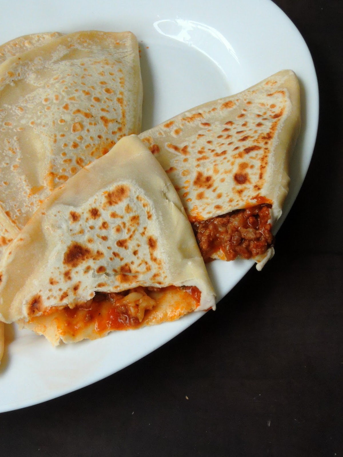 Priya's Versatile Recipes: Qutab/Kutab/Gutab/Azerbaijan Stuffed Flatbread