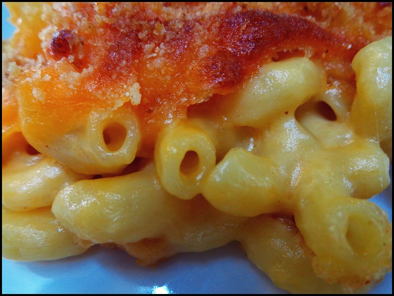 Maccheroni al Forno con Quattro Formaggi