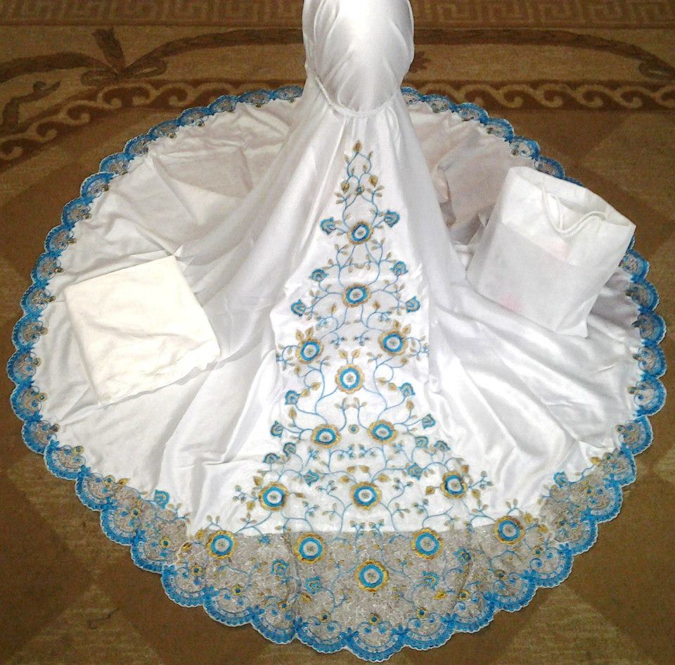 Mukena Bordir Audrasya: MUKENA BORDIR SEMISUTRA RODA MAS