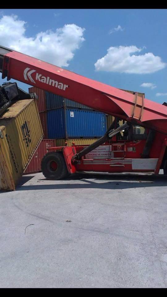 Reach Stacker Accident