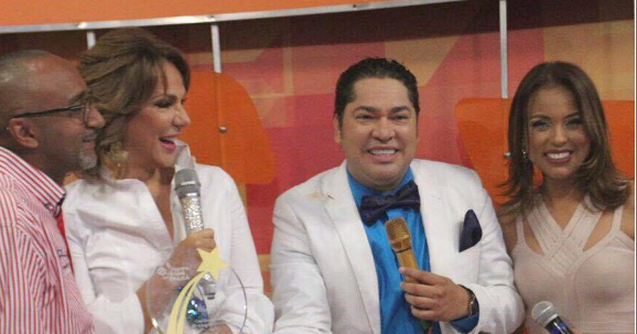 La conductora de Chévere Nights recibió la “Estrella por Siempre”