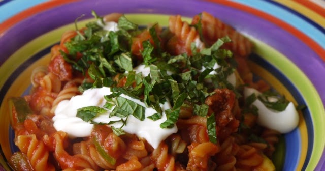 Clockwatching Tart: Fusilli with Lamb Sausage Ragout