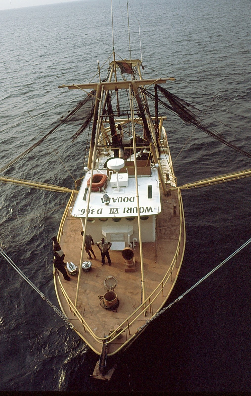 'ZIEN EN WETEN': LEPTON S.S. SHELL TANKERS B.V. (DEEL 2/4)