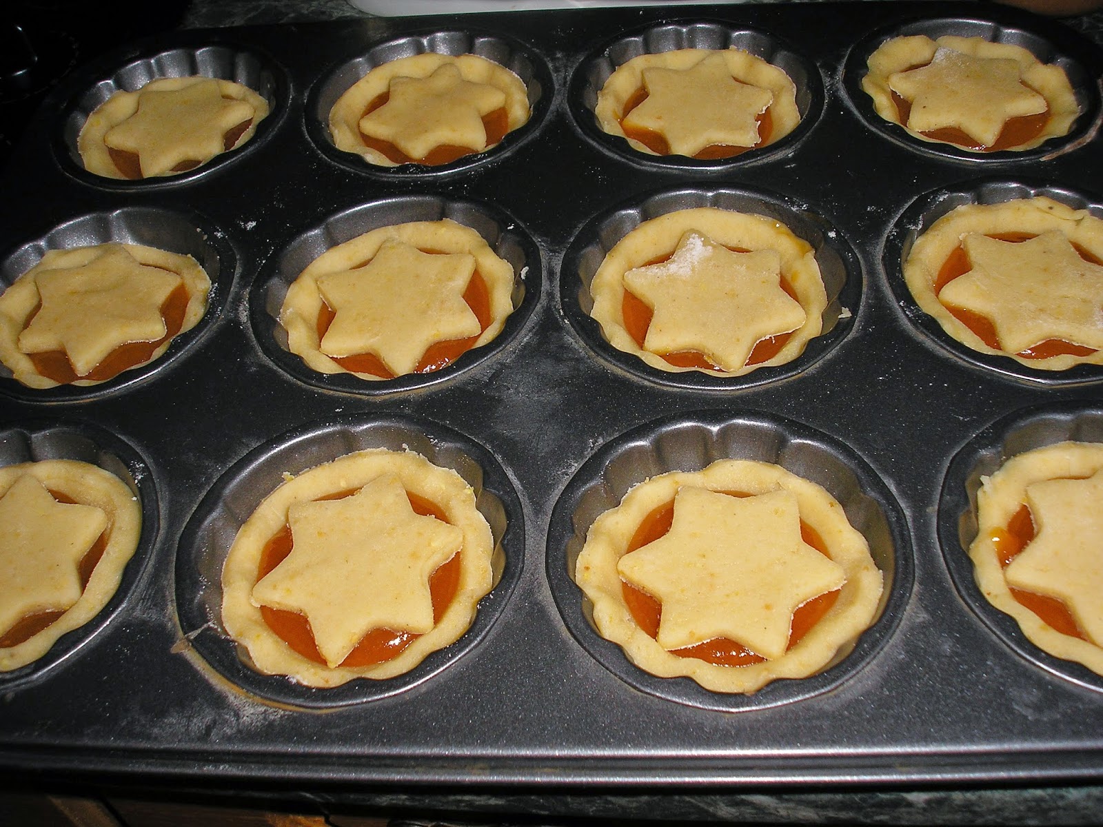 Zsuzsa ízutazásai.: Lekváros linzerkosárka.