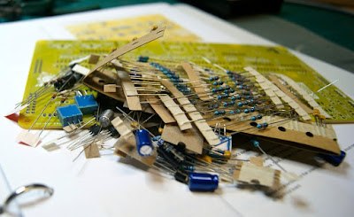 Growing your modular synthesizer for dummies: DIY Synth Kit : Mutable ...