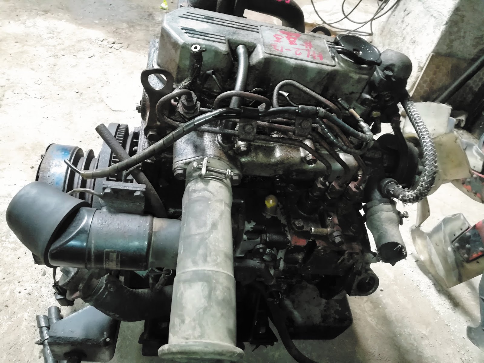 Products: Mitsubishi S3L 3 cylinder engine