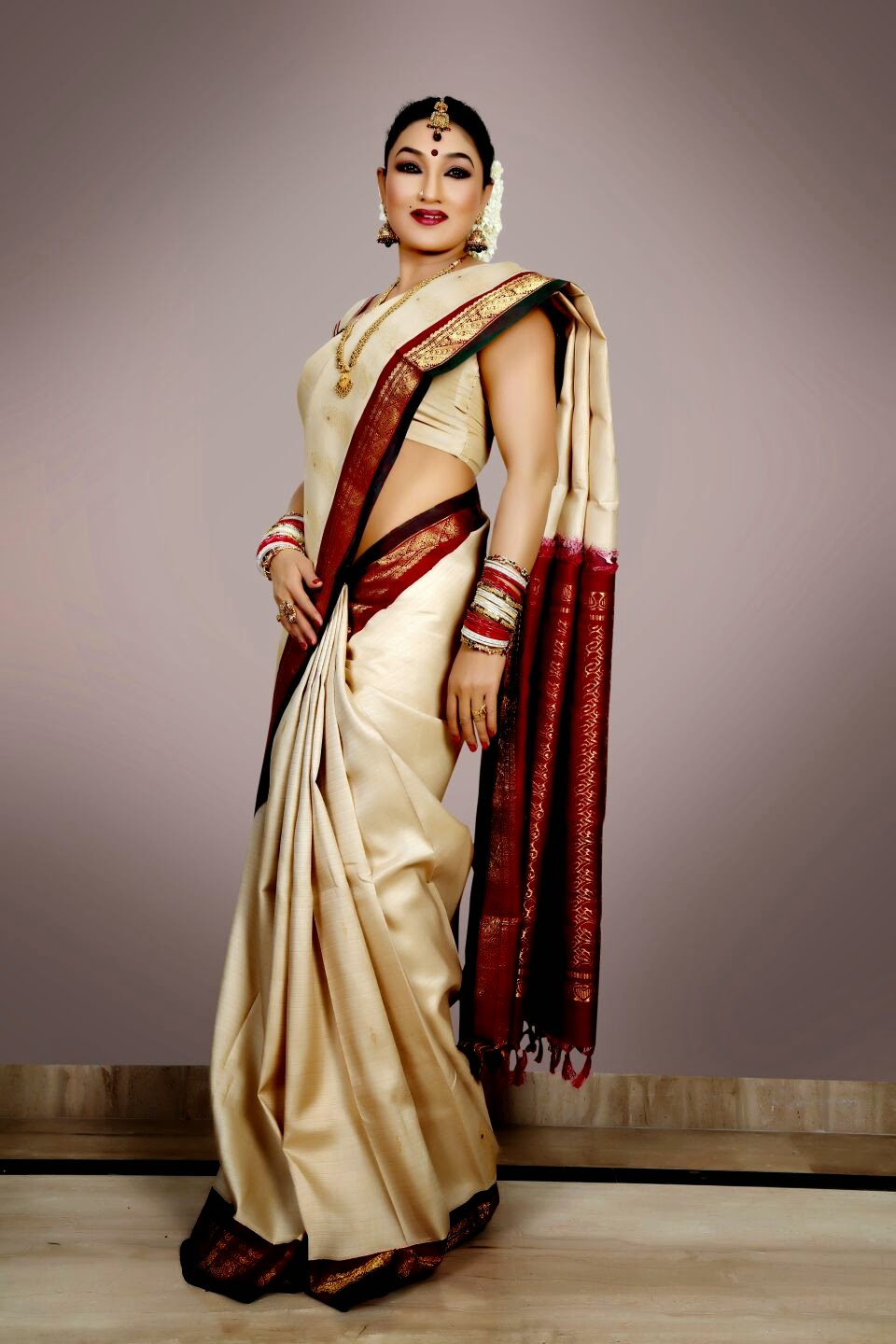 Actress Ramya Sri in White Saree | Stylish Designer Sarees,Lehengas