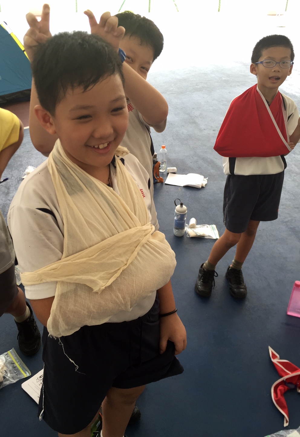 Combined Unit Cub Scout Camp 2-4 Jun 2016: First Aid: Bandaging