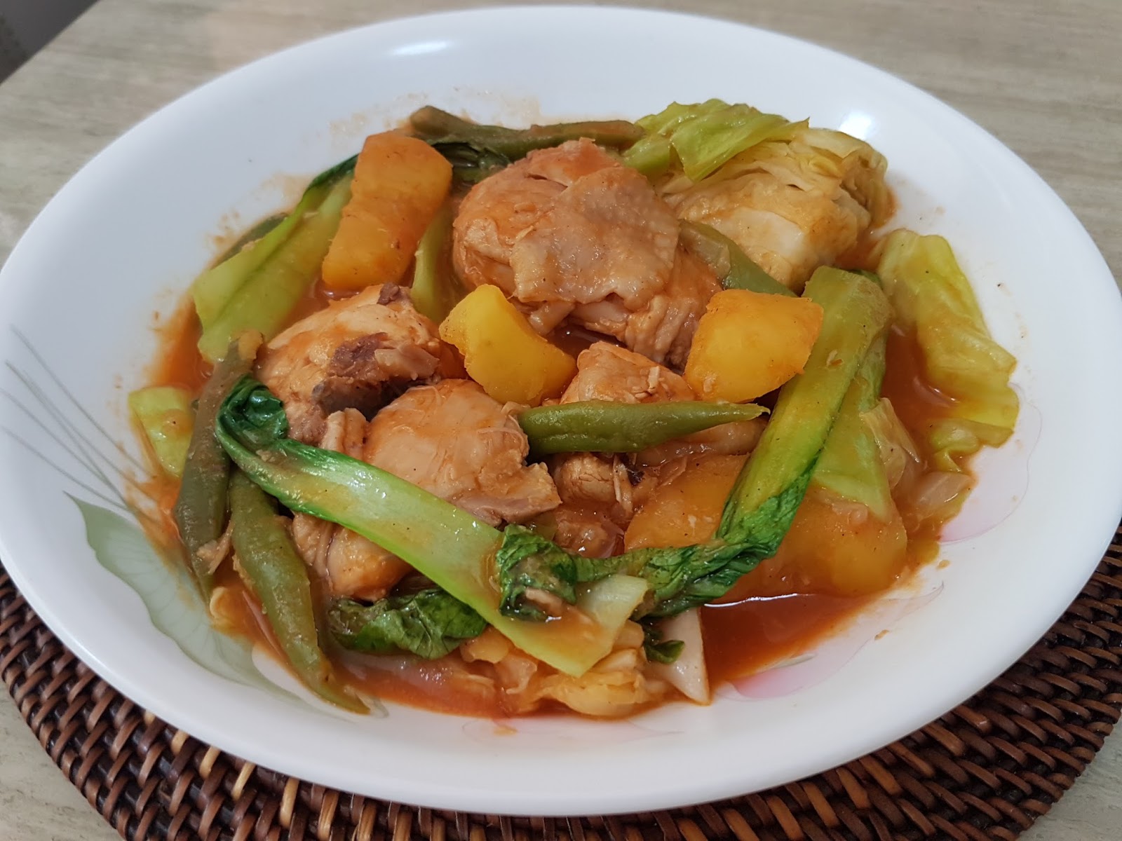 Kasher's Kitchen: Chicken Pochero (Pocherong Manok)