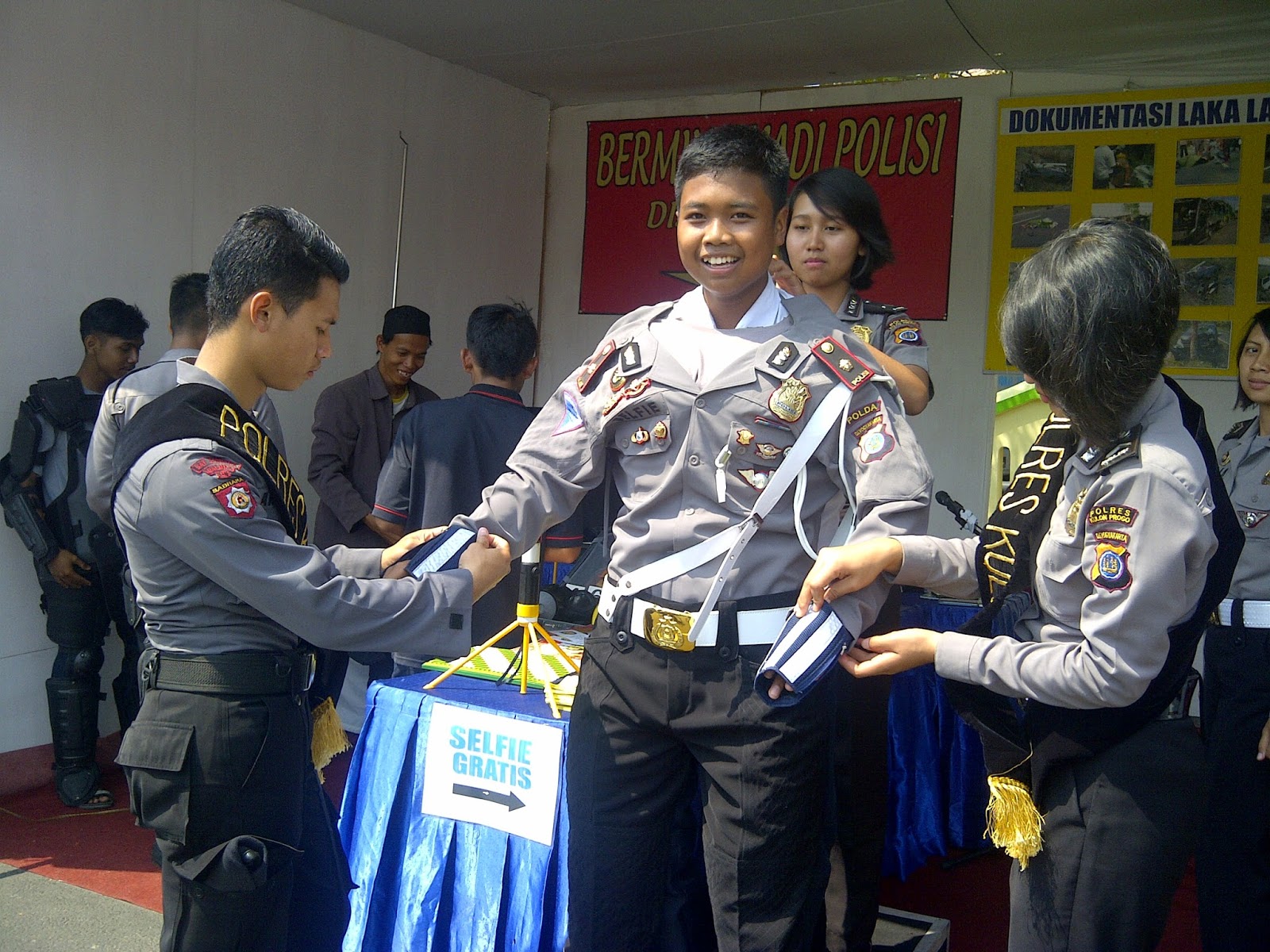 27 Baju Seragam Akpol, Paling Trend!