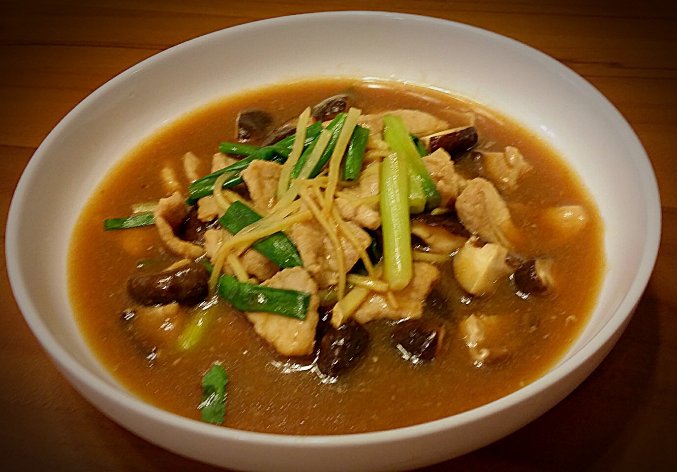 Iken Cook: Stir Fry Pork and Shitake Mushroom with Ginger and Spring ...