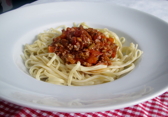 Tallarines con Salsa Boloñesa | Las Recetas de Marichu.... y las mias