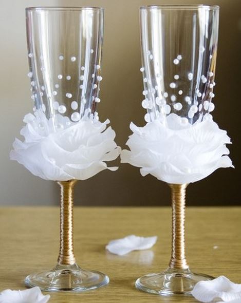 How to Decorate your Wedding Cups with Roses and Pearls. | Oh My Fiesta ...