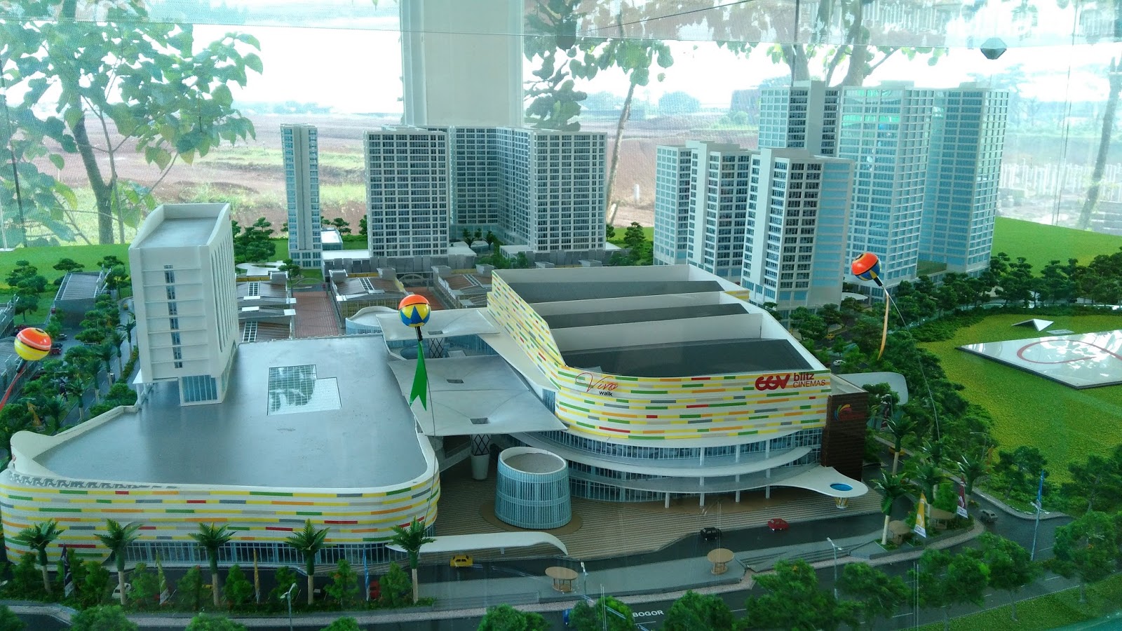 VIVO SENTUL @ MEGAPOLITAN: GALLERIA VIVO SENTUL