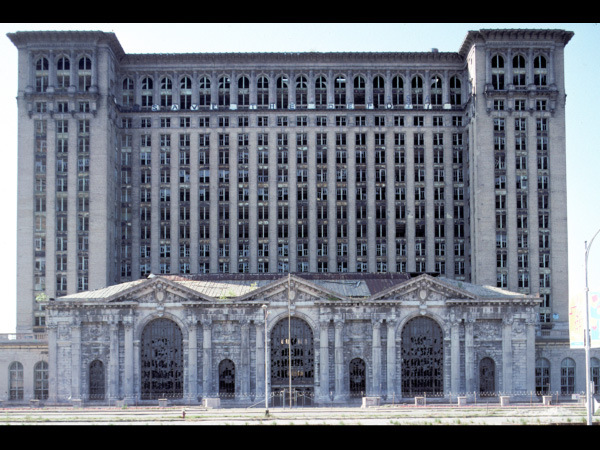 Diedrica: INVINCIBLE CITIES