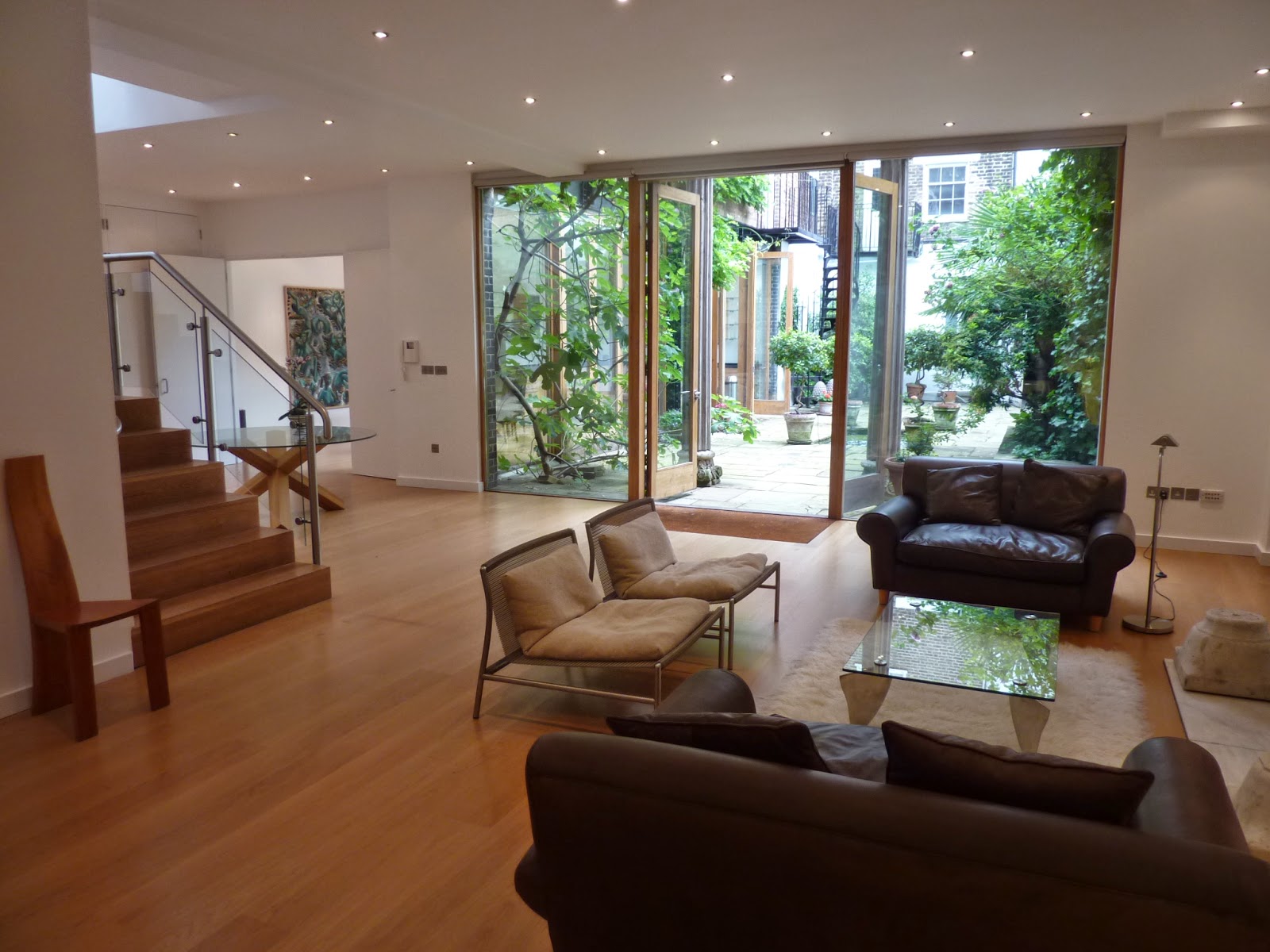 PEARL HOUSE, ROMAN WAY, ISLINGTON