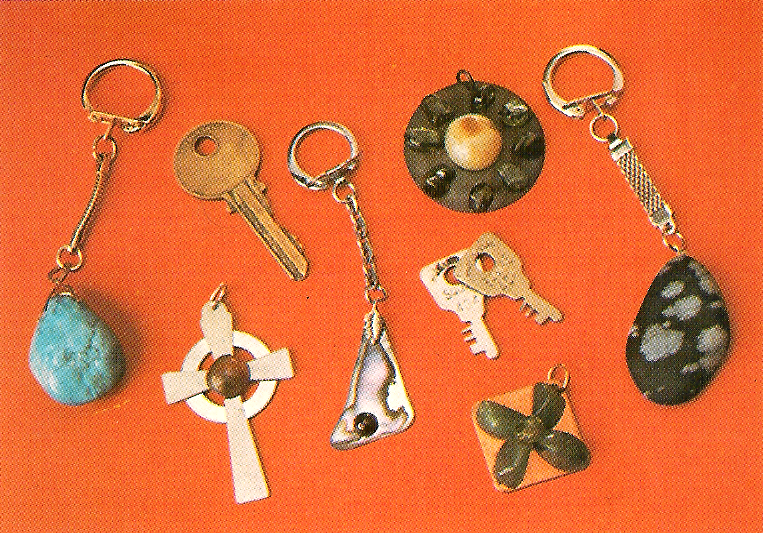 Eccentric Lhee: April 2014