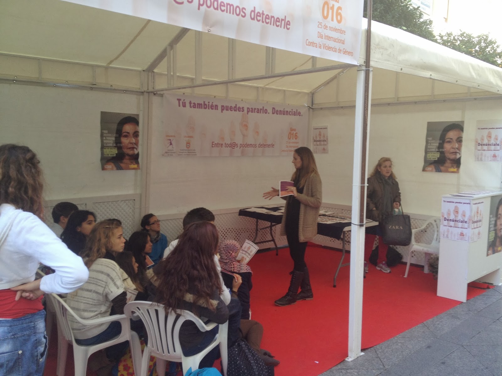 TEXTEANDO CON LAS TIC: DÍA INTERNACIONAL CONTRA LA VIOLENCIA DE GÉNERO