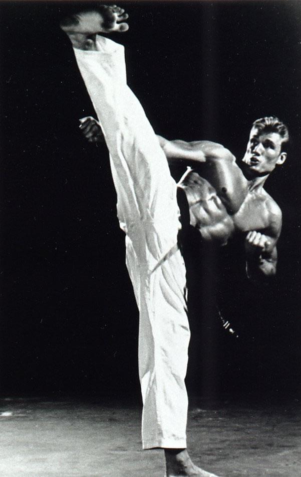 Bodyspace Junction: Dolph Lundgren 05