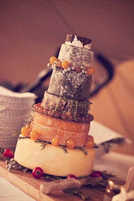 JambonBurr: DIY Cheese Tower and being terribly sorry.....