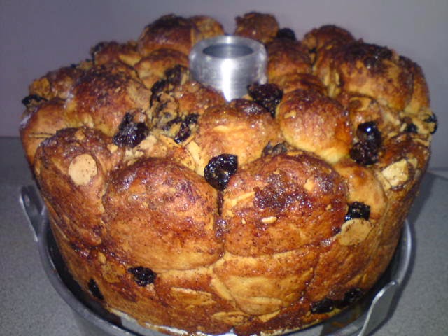 Cooking Pleasure: Monkey Bread/Hungarian Coffee Cake/Pinch-Me-Cake