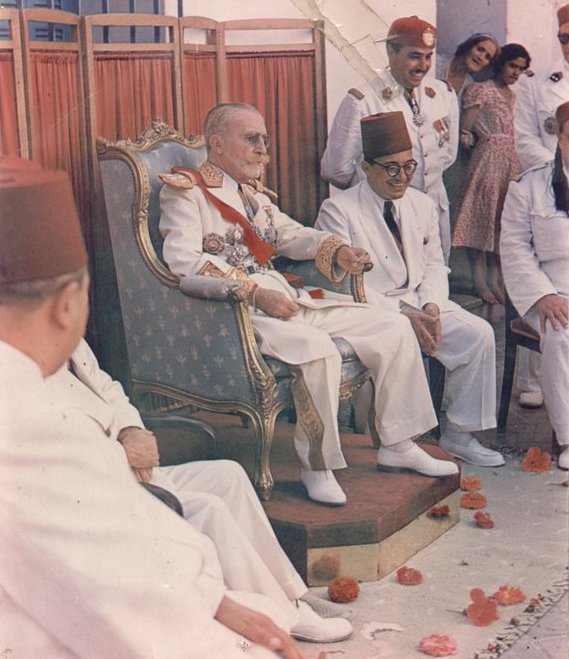 Tunisia - News of Tomorrow: Le dernier BEY de Tunisie