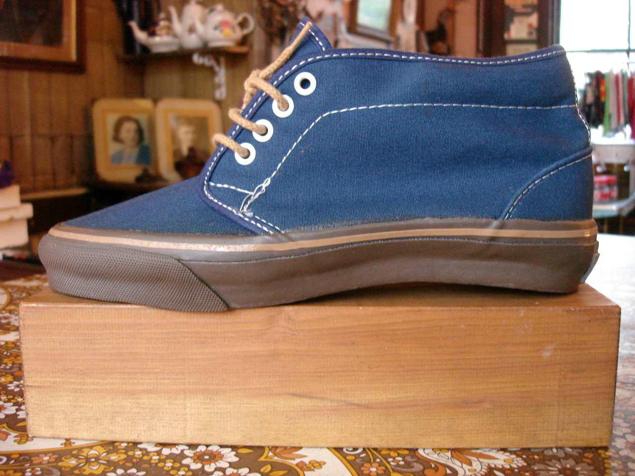 theothersideofthepillow: style profile; VANS rubber accents