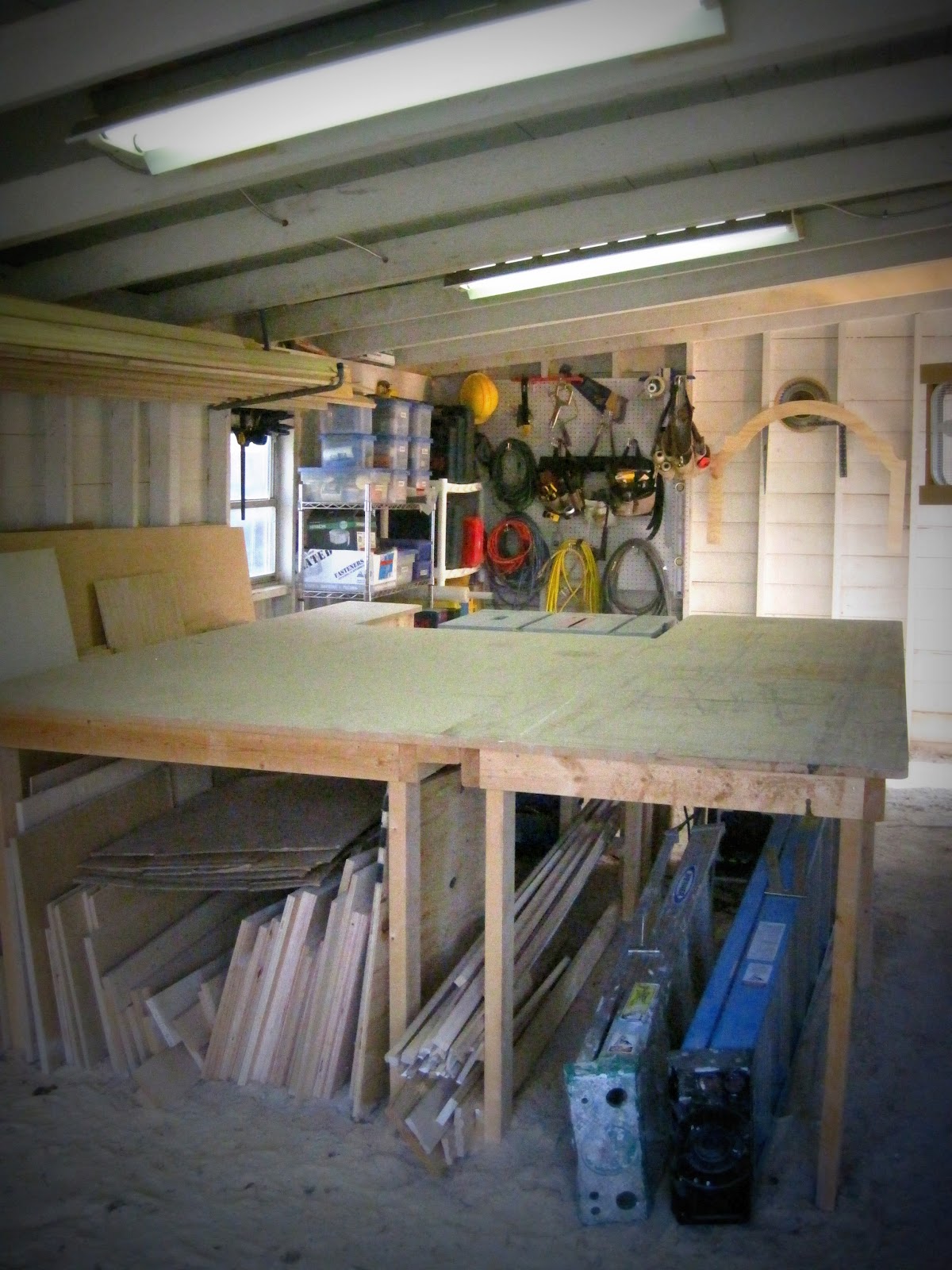 gibbgabb: carpentry workshop.