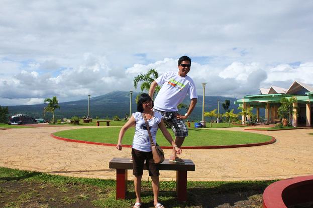 Random Travels & Reflections: Mayon Volcano @ Ligñon Hill Nature Park ...
