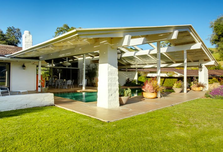 If It's Hip, It's Here (Archives): A Classic California Ranch Home by ...