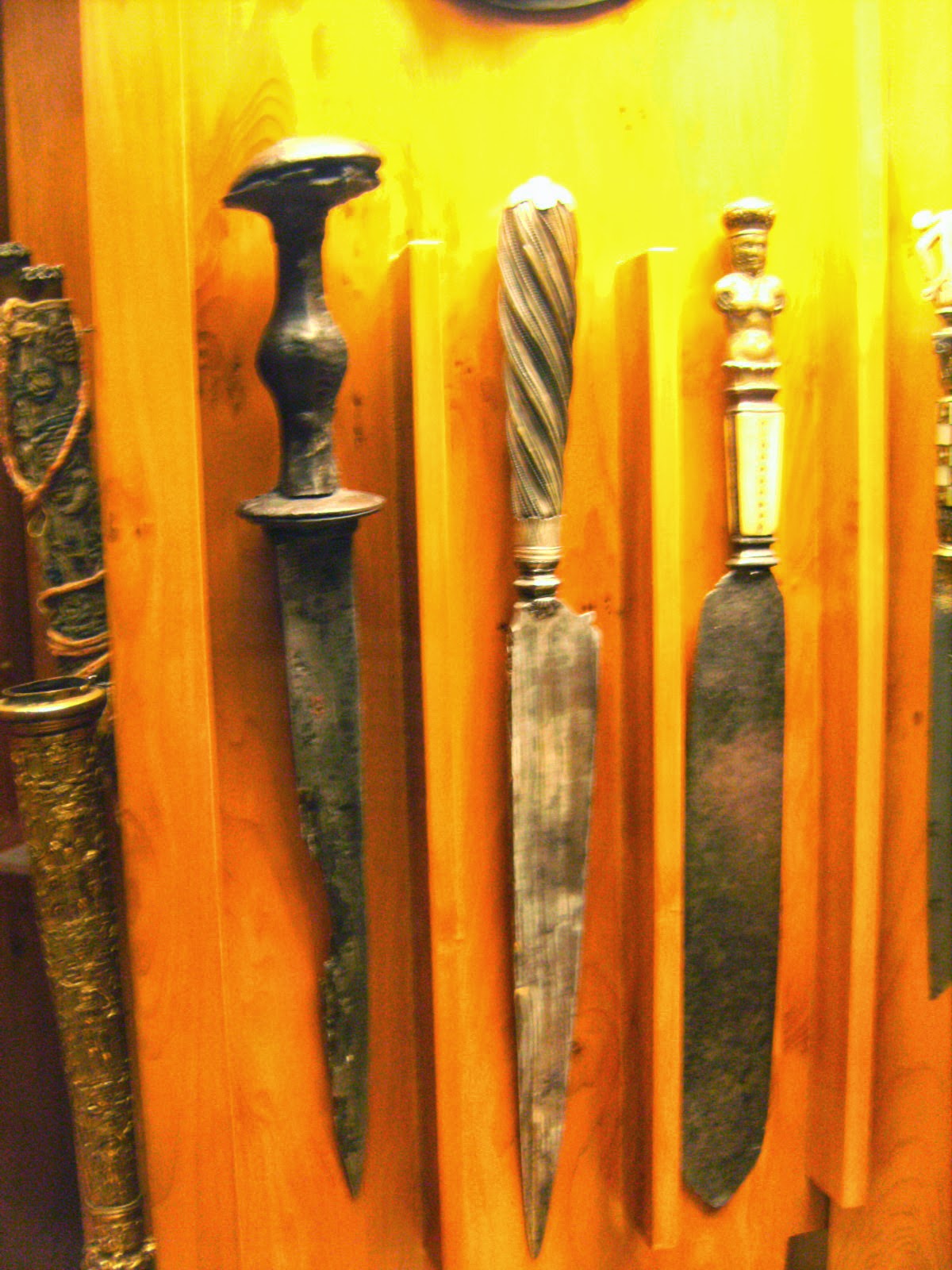 Fimbulmyrk: Historical swords and cutlery in the Klingenmuseum Solingen ...