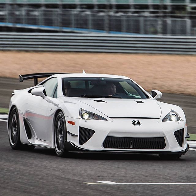 Carros Tuning / DUB - lexus,lexuslfa,lfa,madwhips