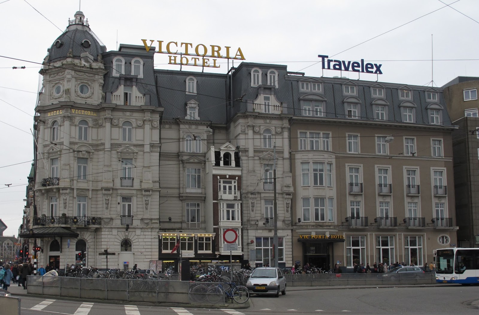 biebkriebels: Victoria Hotel