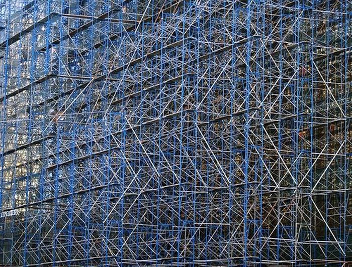 Entertainment Mood: Extreme Scaffolding