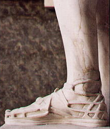 AMO DEL CASTILLO: Calzado militar romano. La CALIGA