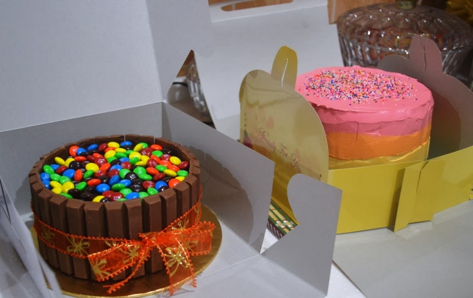 art, cakes & me: kit kat kek size 6