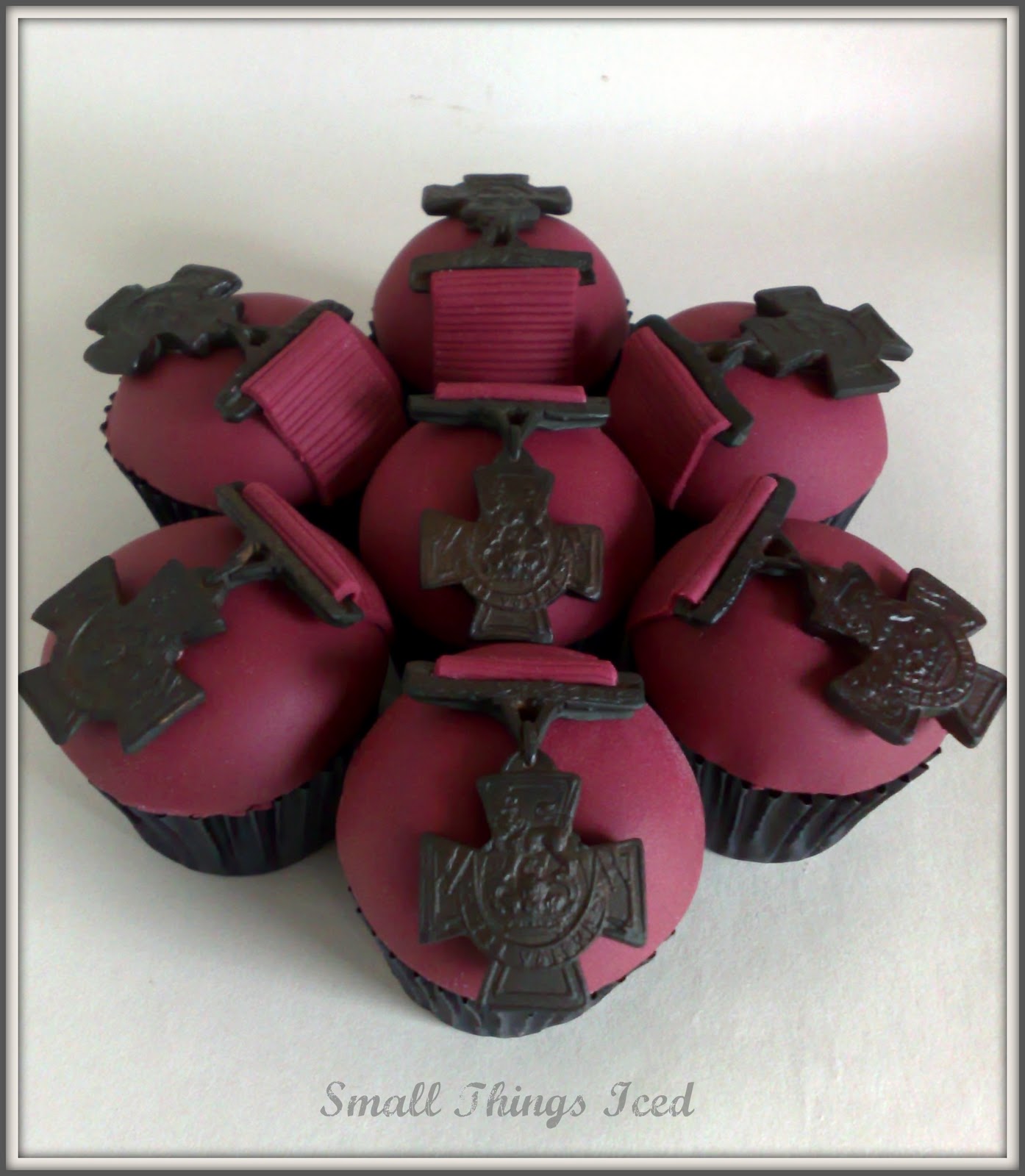 Small Things Iced: Victoria Cross Cupcakes