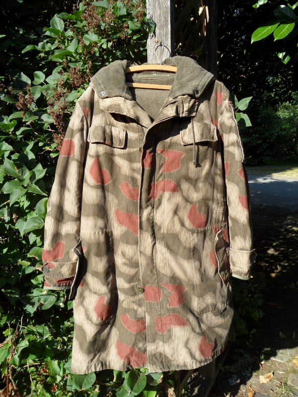 Four Bees: Bundesgrenzschutz Parka, BGS Sumpfmuster Camo