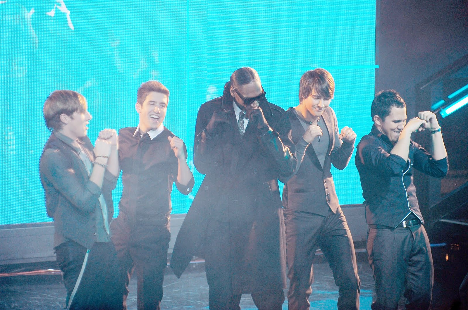 JORGE COLL: BIG TIME RUSH LANZA SU PRIMER DISCO